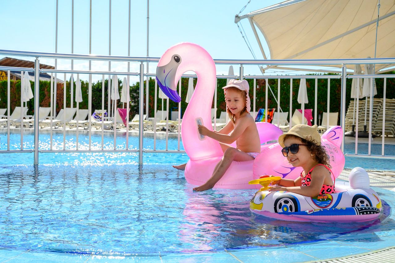 Outdoor swimming pool for children